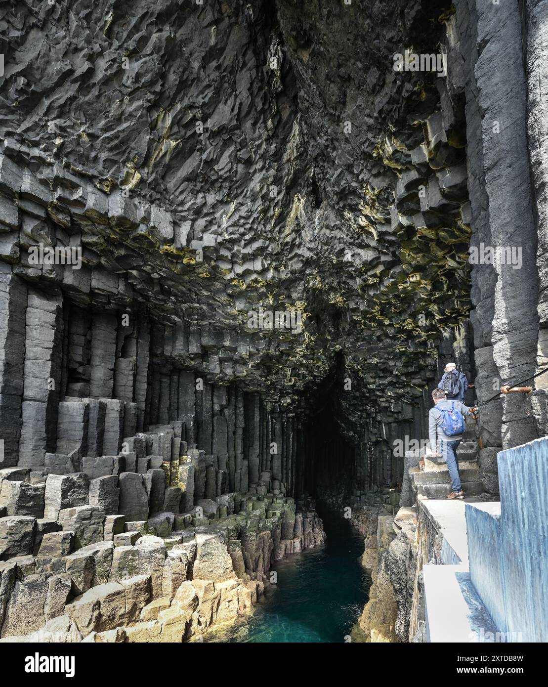 Iona scotland cave hi-res stock photography and images - Alamy