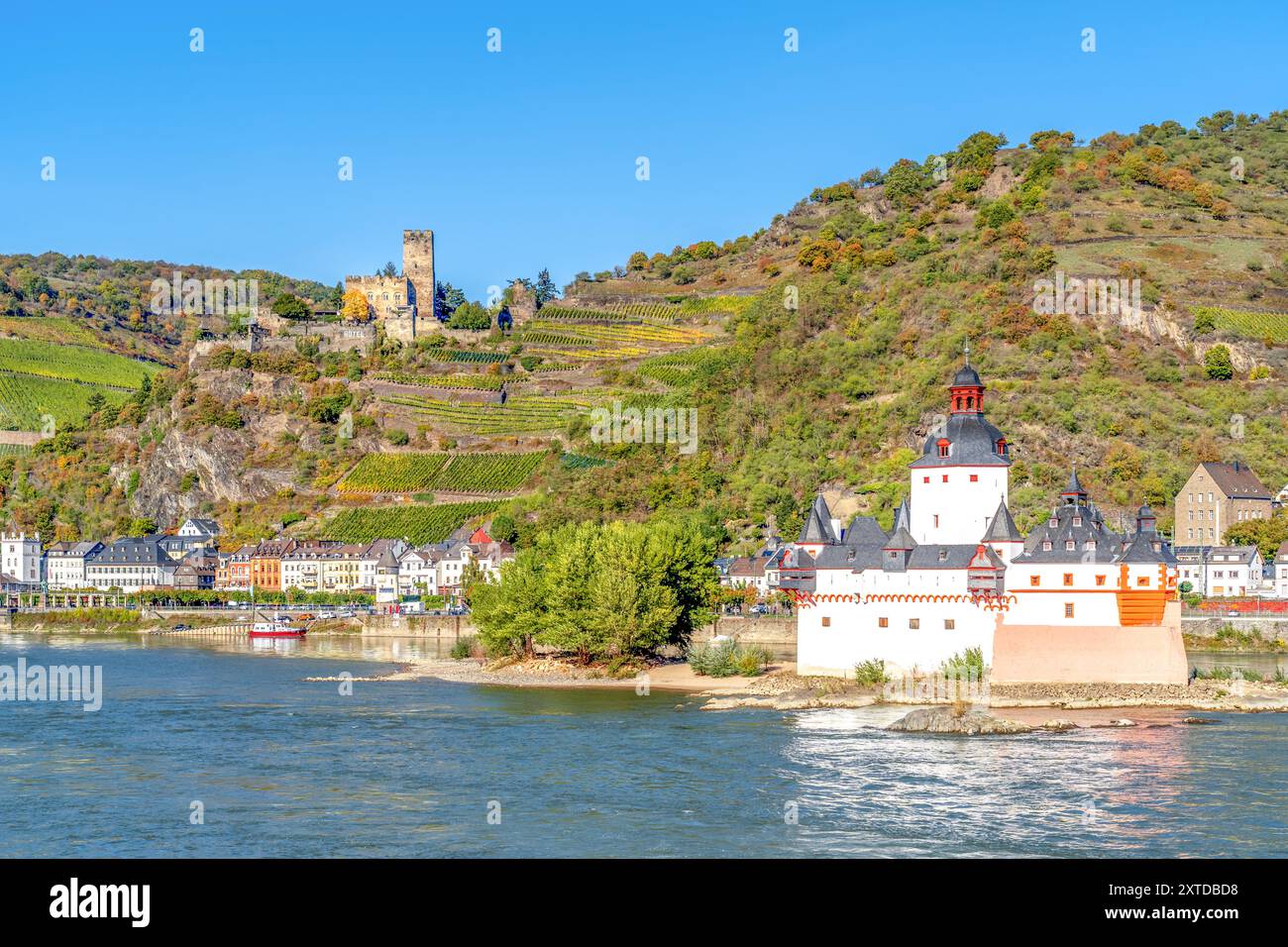 View into the middle rhine valley hi-res stock photography and images ...