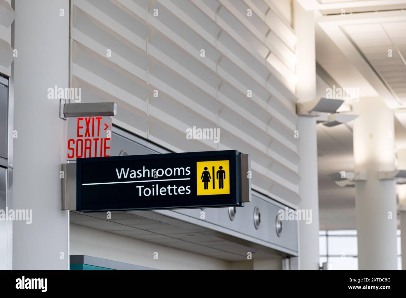 Airport Departure terminal sign for directions Stock Photo - Alamy