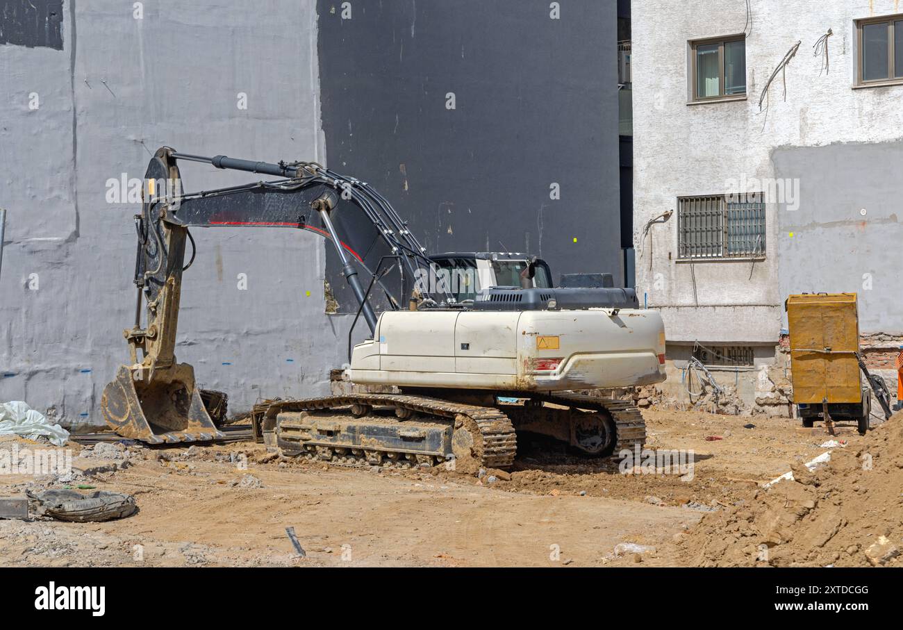 Hydraulic Excavator Machinery Digging Earth at Construction Site Stock ...