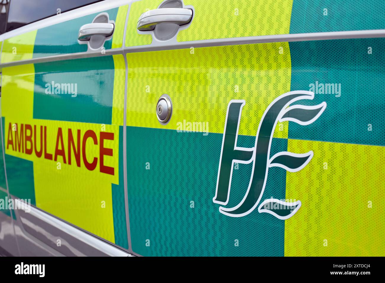 Hse ireland logo hi-res stock photography and images - Alamy