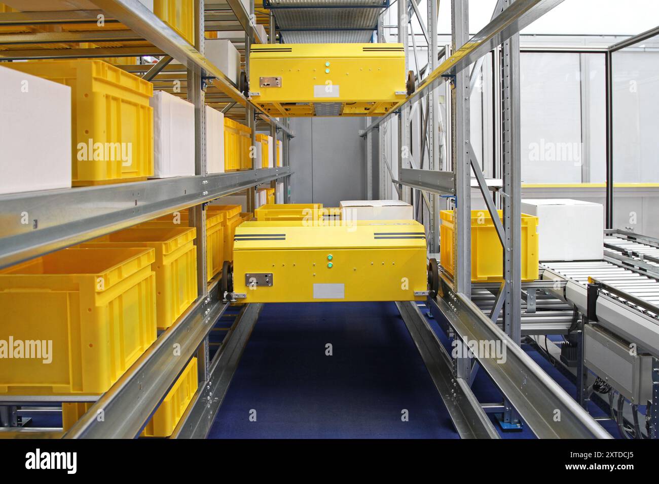 Automated storage and retrieval system in warehouse hi-res stock ...