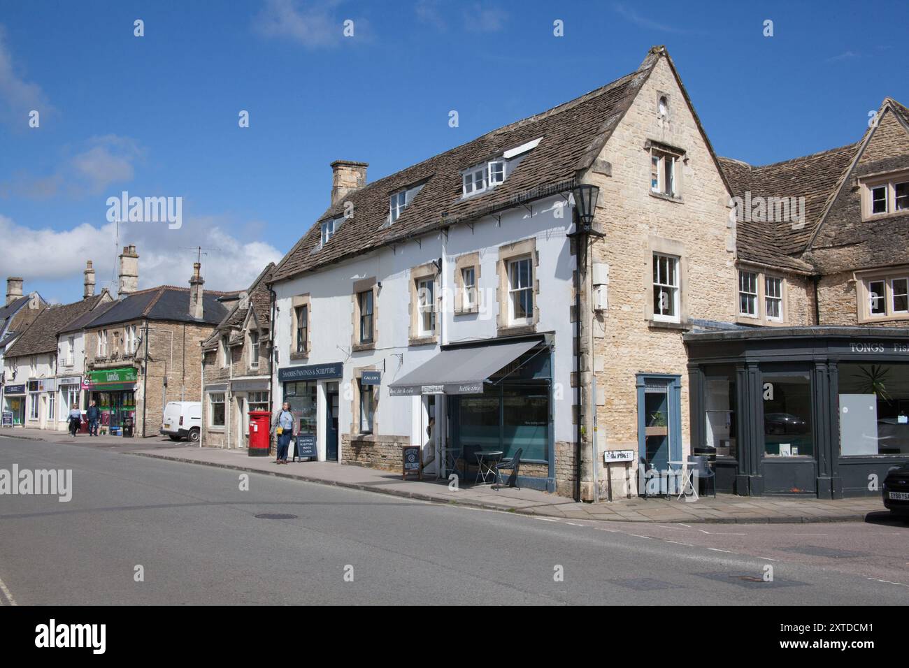 Quaint independent cafes hi-res stock photography and images - Alamy