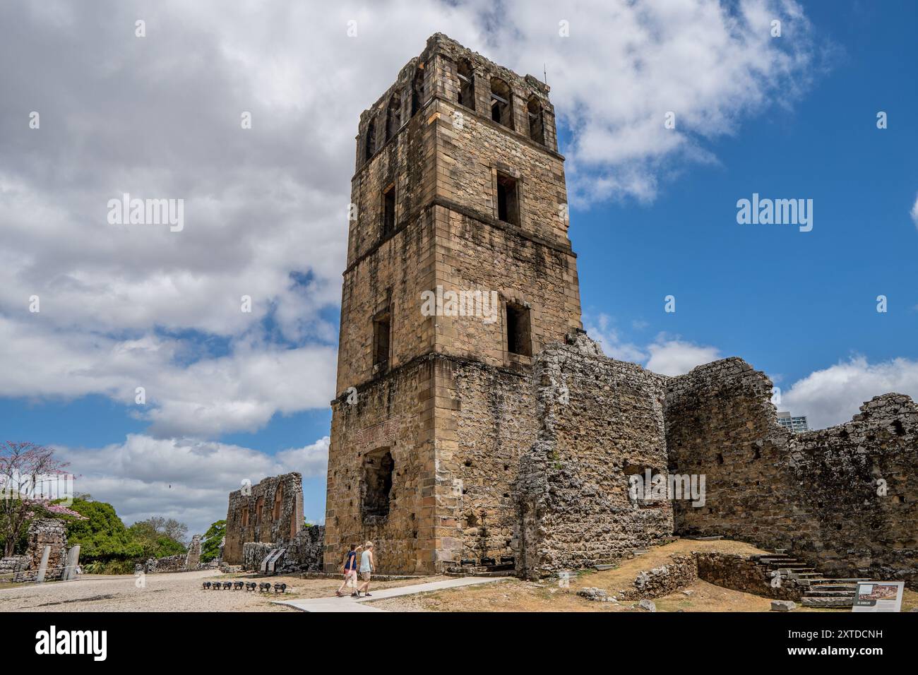 Ruins tower old panama hi-res stock photography and images - Alamy