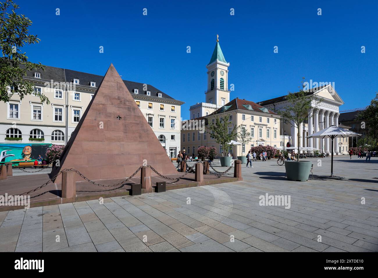 Karlsruhe, Baden-Württemberg, Germany - Market square with pyramid and ...