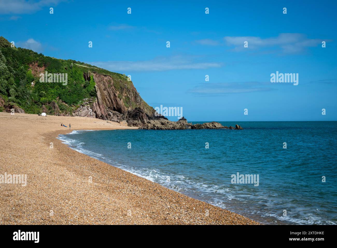 Blackpool Sands, a gravel beach near Dartmouth, Devon, England, UK ...