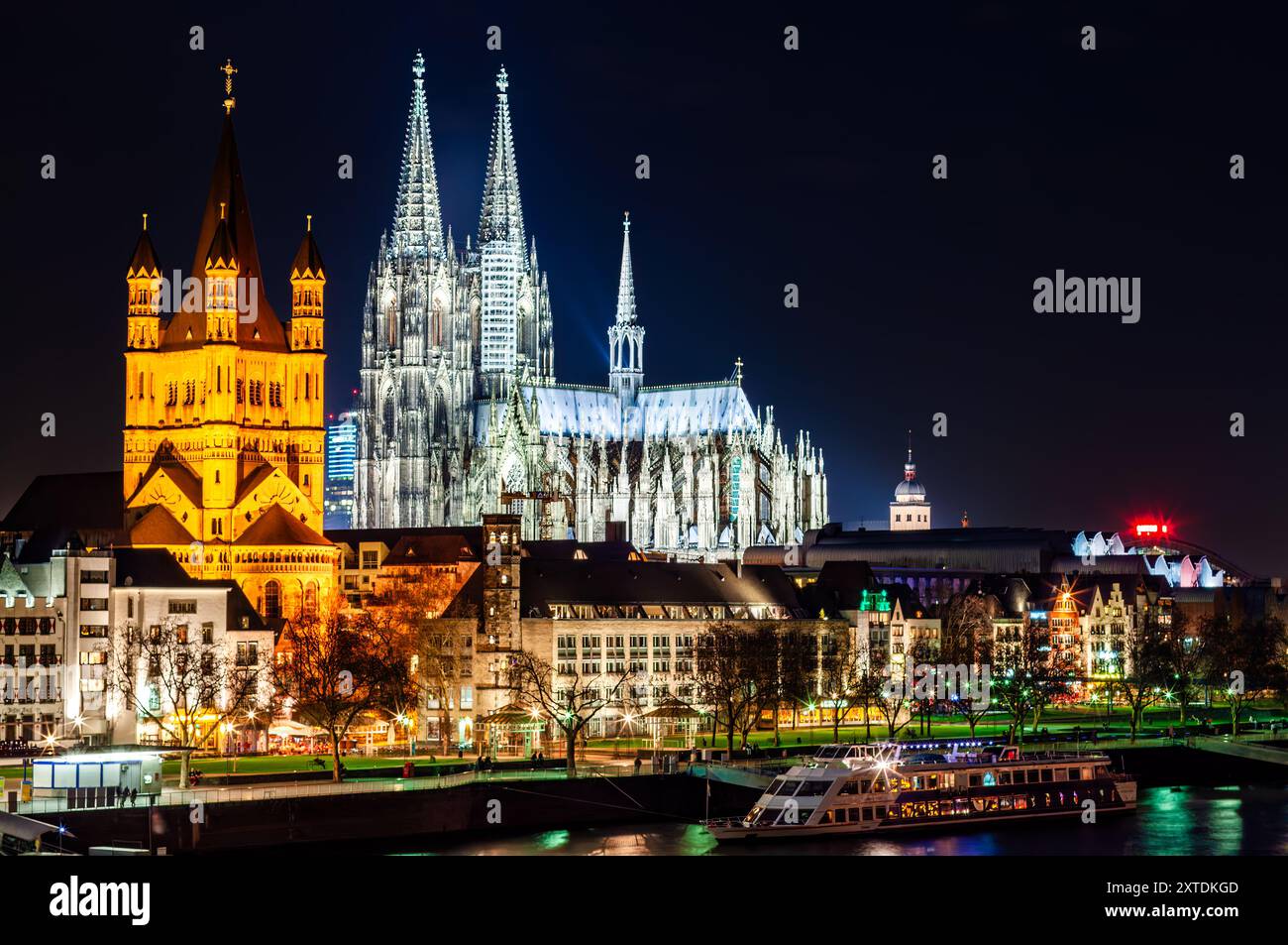 Koln skyline hi-res stock photography and images - Alamy