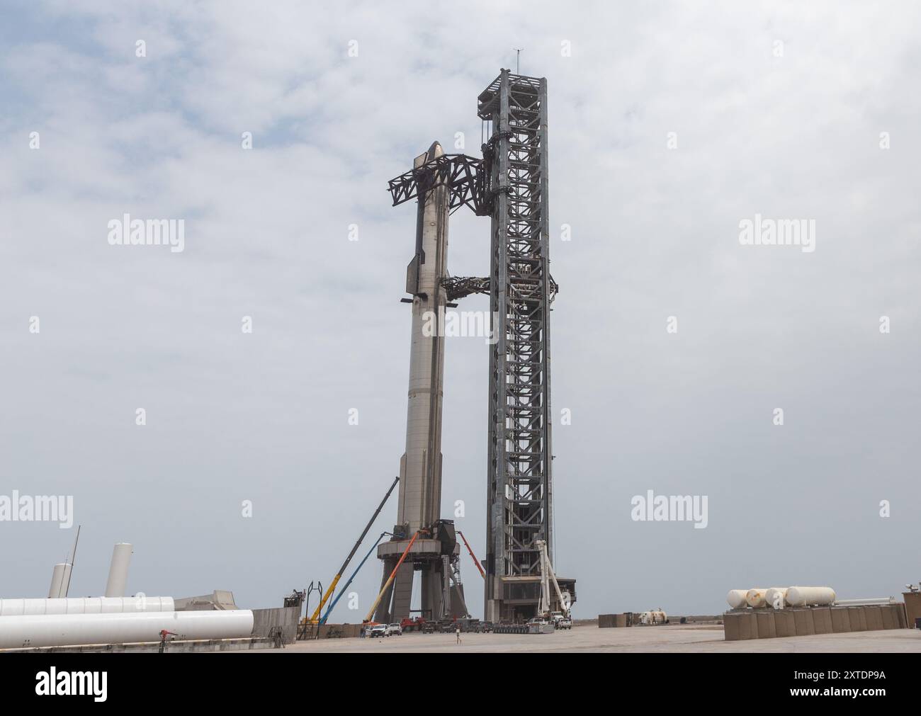 Inside launch pad images hi-res stock photography and images - Alamy