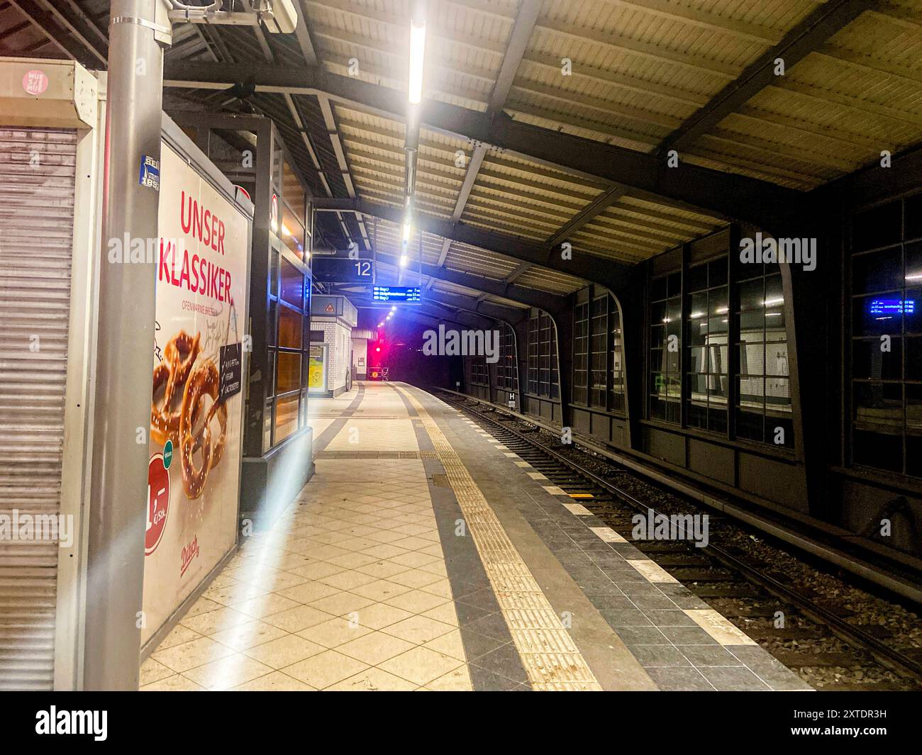 Railway station halensee hi-res stock photography and images - Alamy