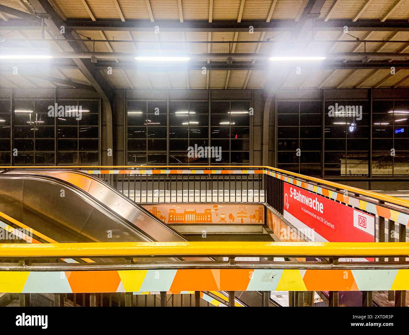 Railway station halensee hi-res stock photography and images - Alamy