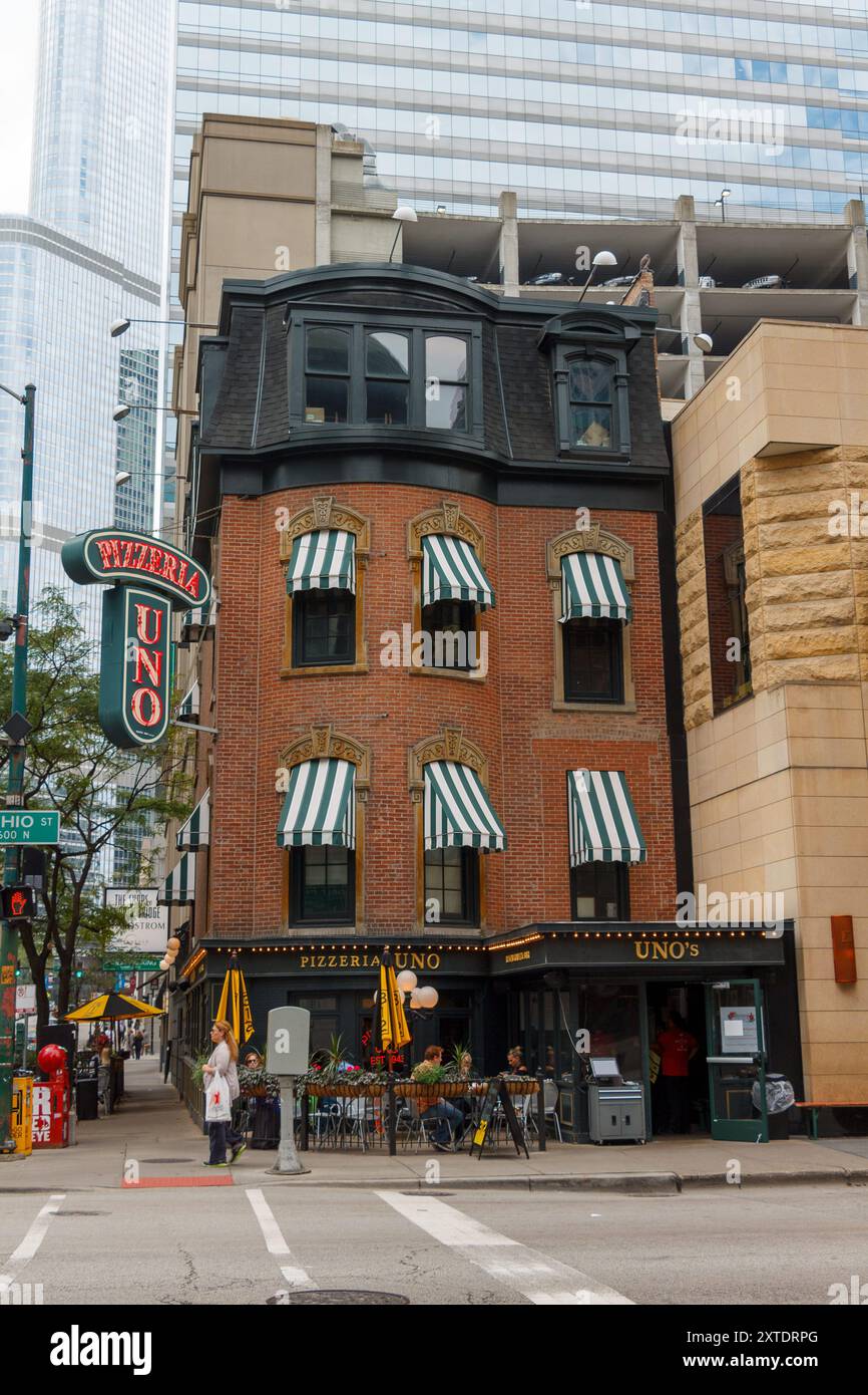 The famous Pizzeria Uno restaurant in Chicago, Illinois, United States ...