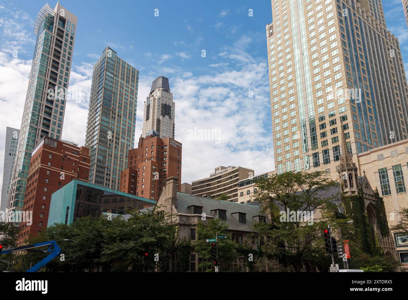 The Fourth Presbyterian Church and the Modern Architecture Tower ...