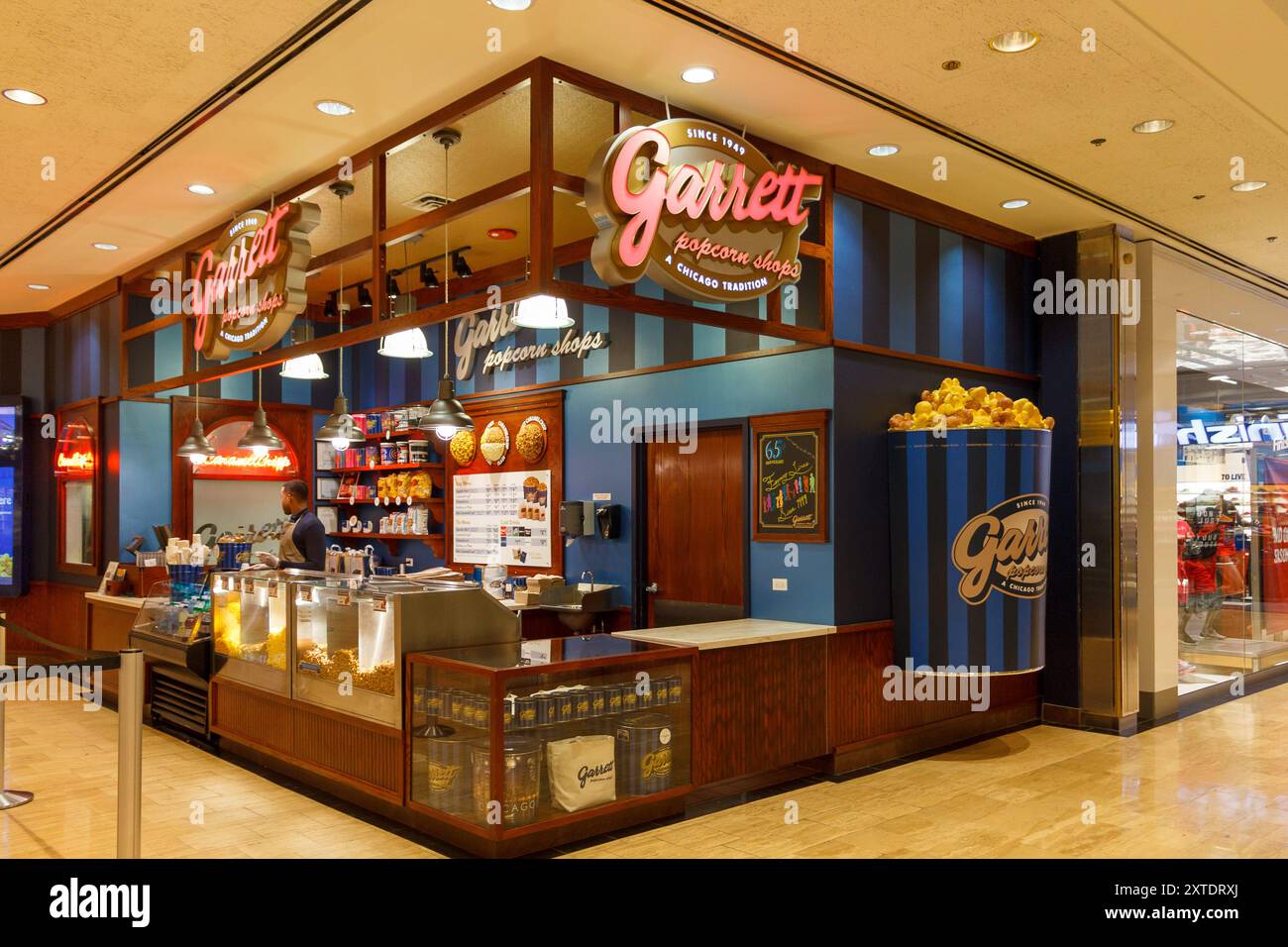 Garrett Popcorcn Store Inside the Luxury Water Place Mall in Michigan ...