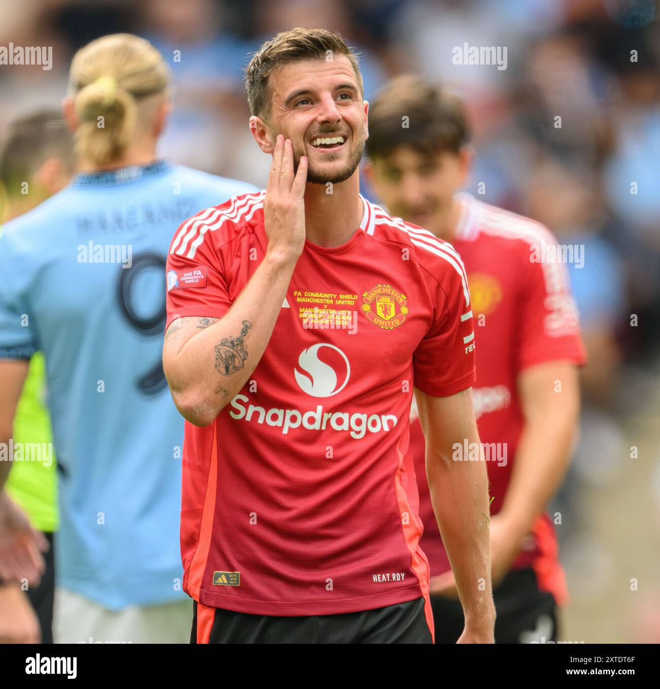 Mason mount 2024 manchester united hi-res stock photography and images ...