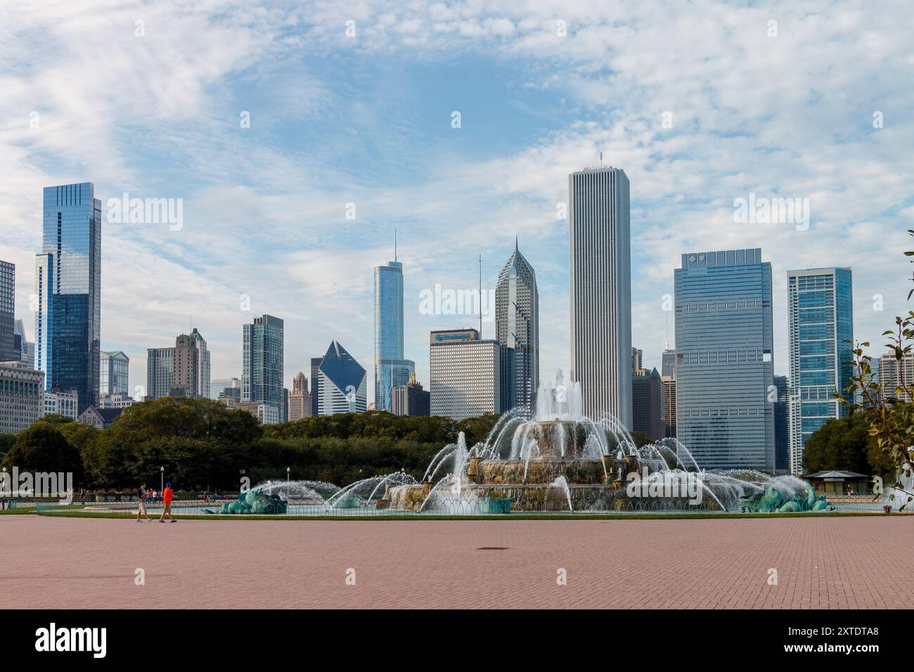 The Modern Architecture Tower Buildings in Downtown Chicago, Illinois ...