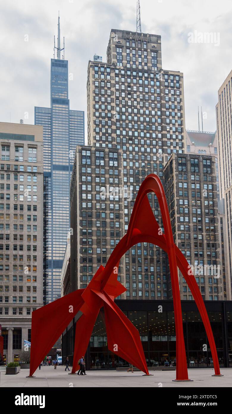 The Flamingo modern sculpture, Willis tower skyscraper and the Modern ...