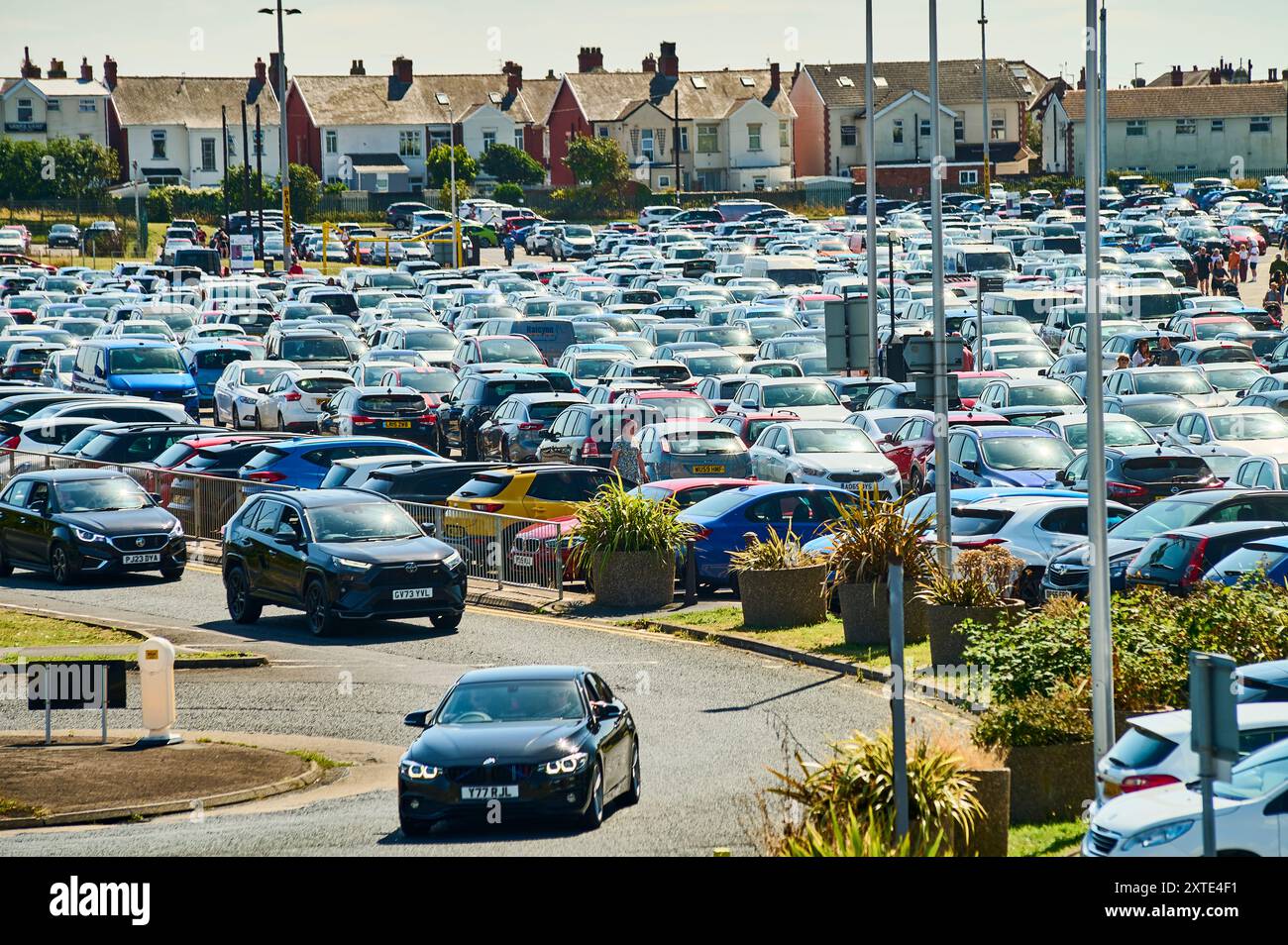 Busy car park in Blackpool on a hot day in summer Stock Photo - Alamy