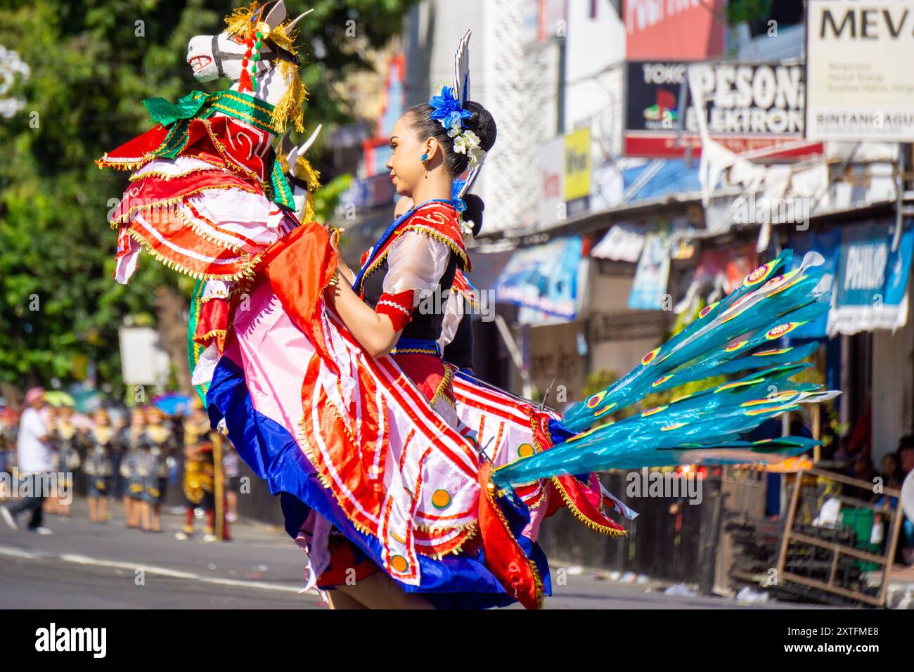 Jaran bodhag dance from Probolinggo on the 3rd BEN Carnival. This dance ...
