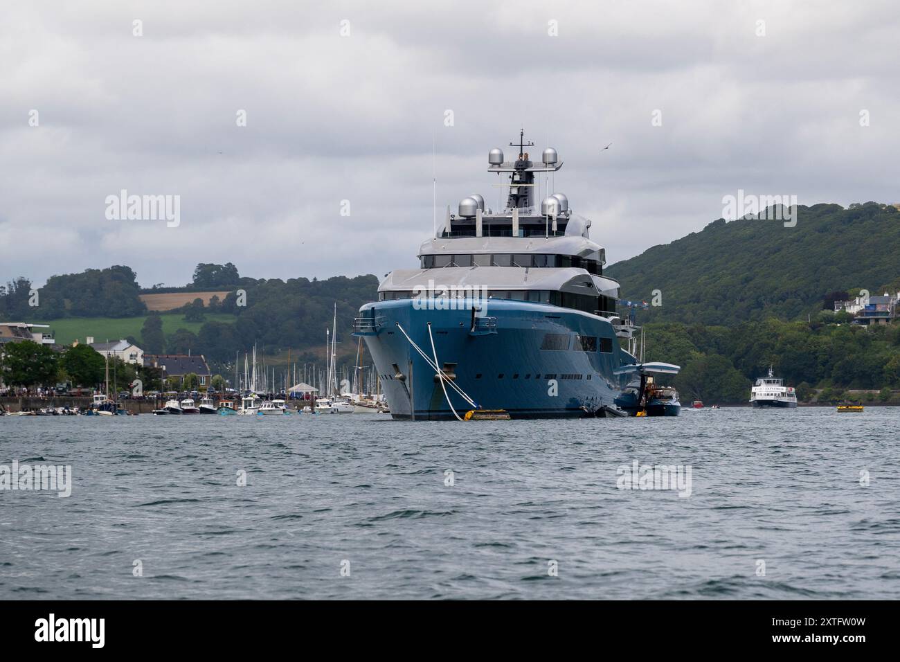 Aviva mega yacht, super yacht, yacht, yachts, owned by British ...