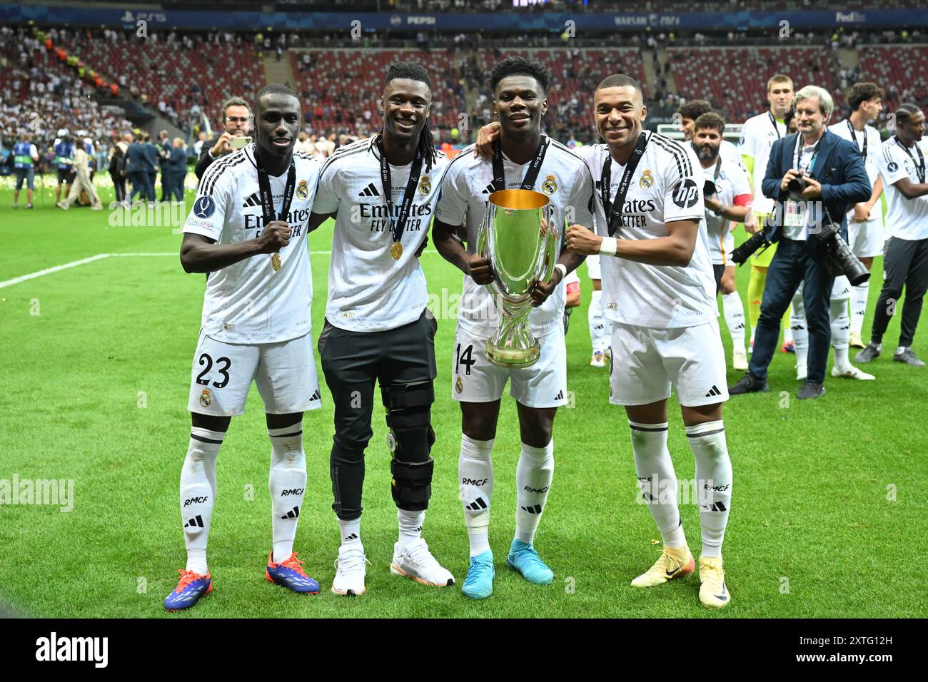 WARSAW - (l-r) Ferland Mendy of Real Madrid CF, Eduardo Camavinga of ...