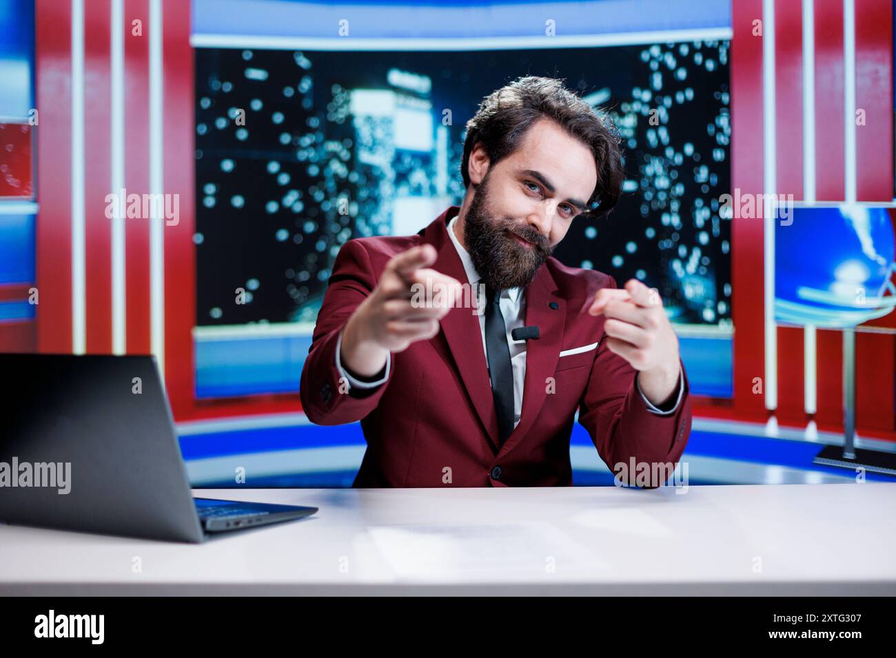 Male newscaster in tv studio hi-res stock photography and images - Alamy