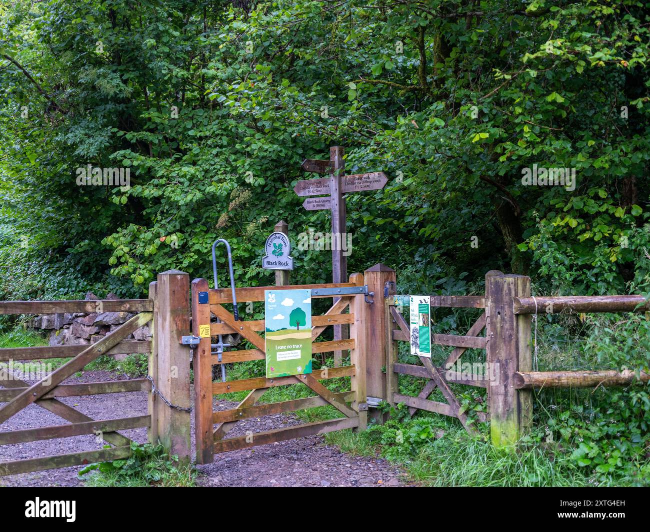 July 2024 - Gates ans signs at the entrance to Black rock, Cheddar ...