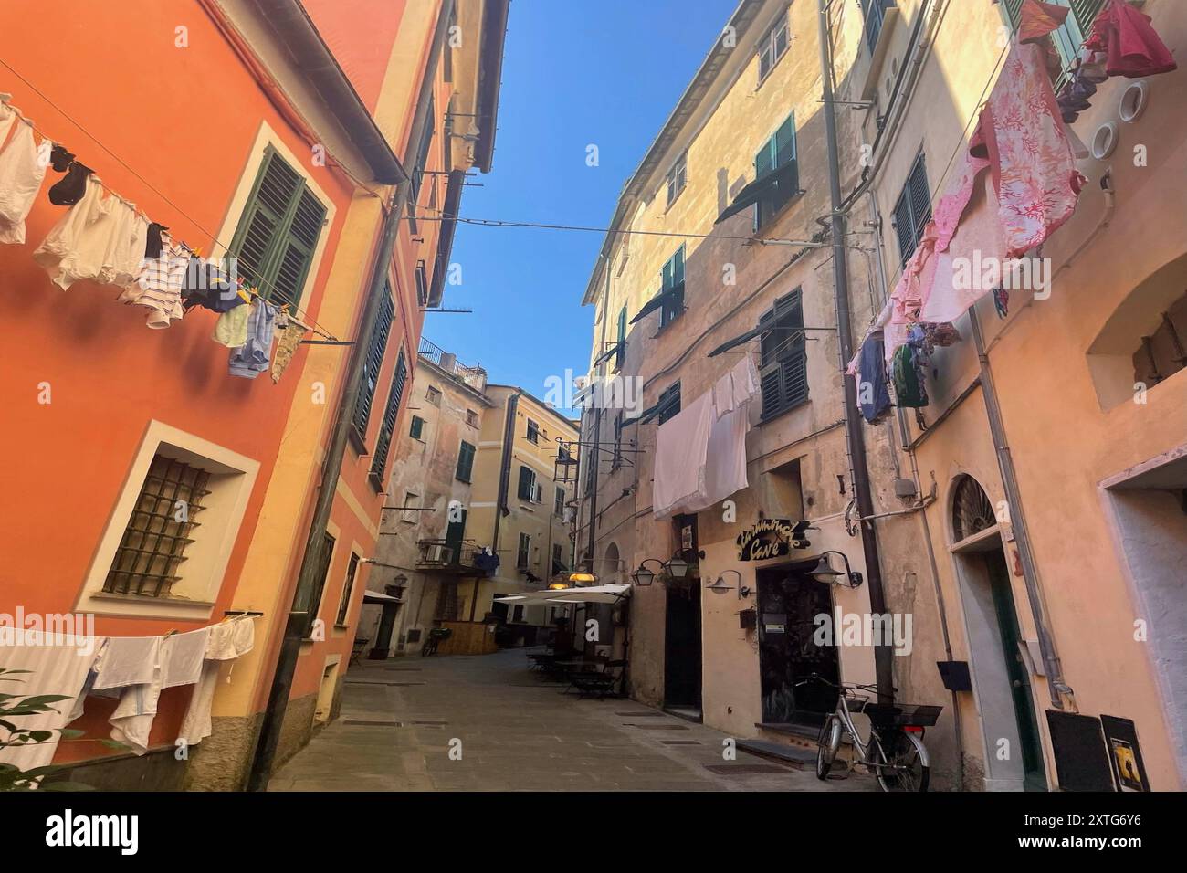 Street in Rome, Italy, colorful buildings, holydays Stock Photo - Alamy