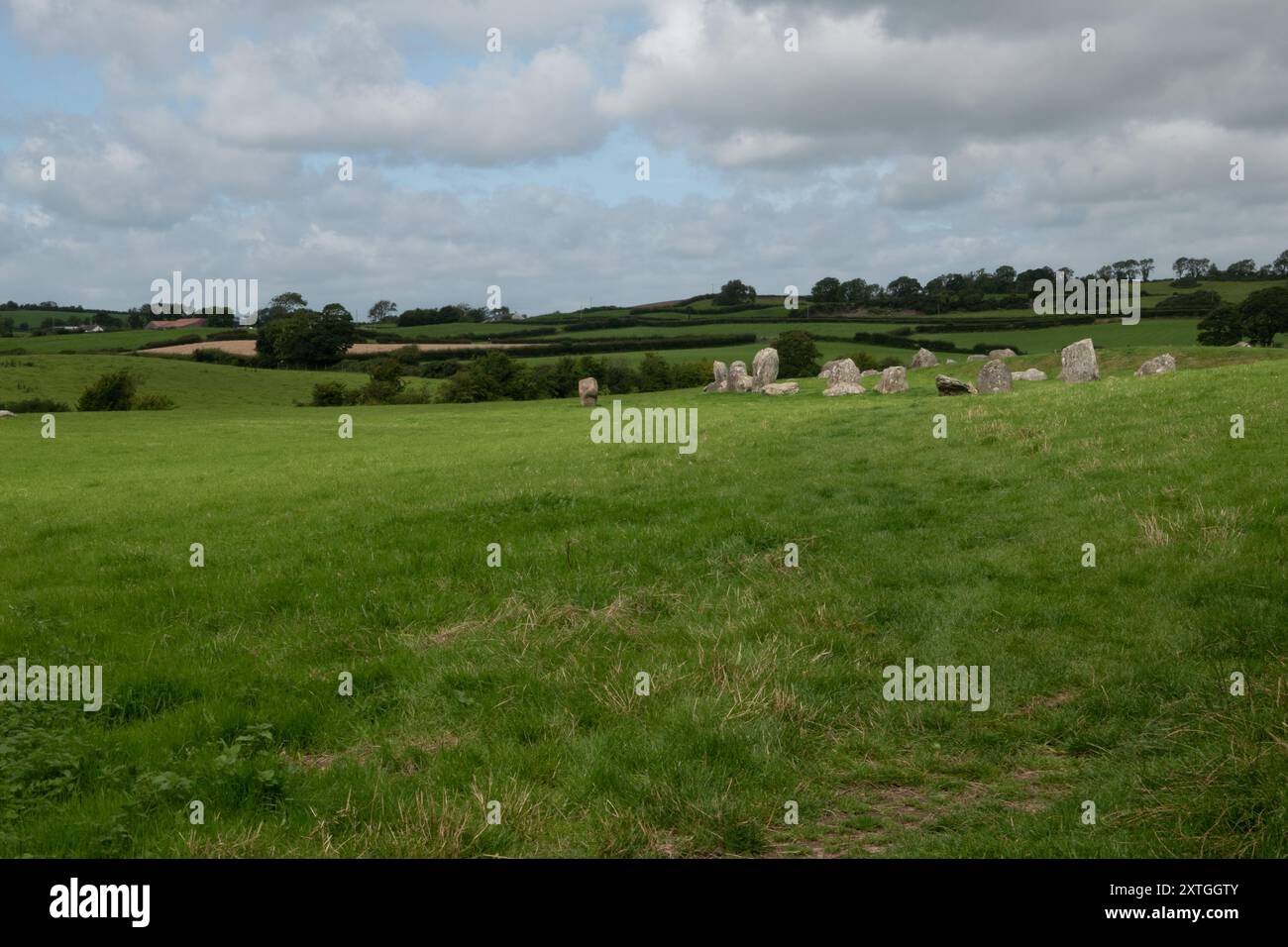 Stone circle formation hi-res stock photography and images - Alamy