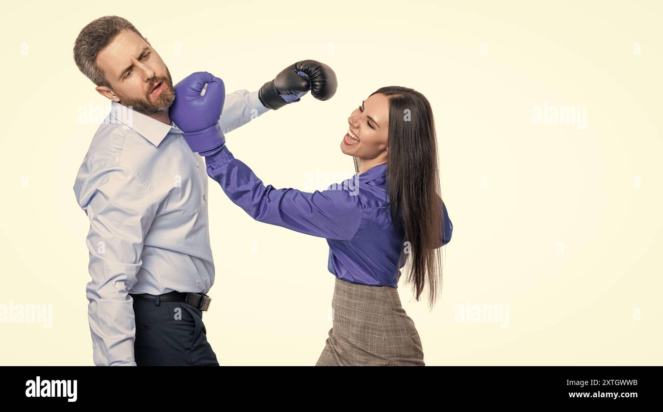 Business partners fighting in hi-res stock photography and images - Alamy