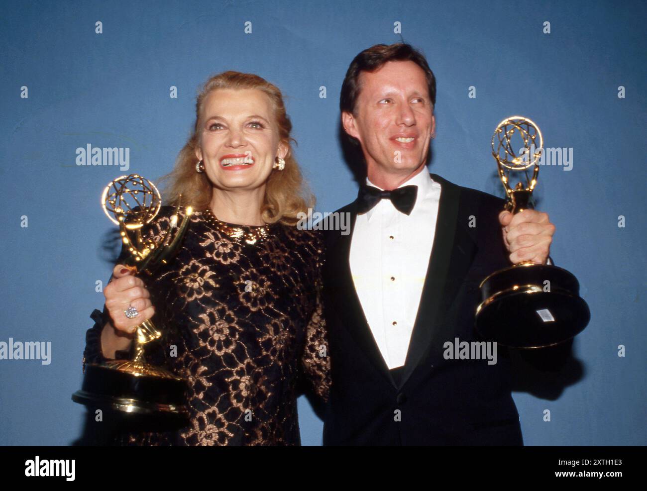 James Woods and Gena Rowlands at the 39th Annual Emmy Awards ...