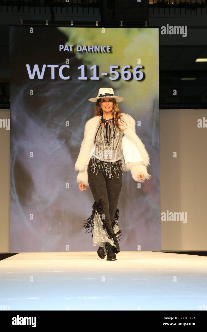 DALLAS, TX, USA - AUGUST 14, 2024. Models on the runway, for the ...