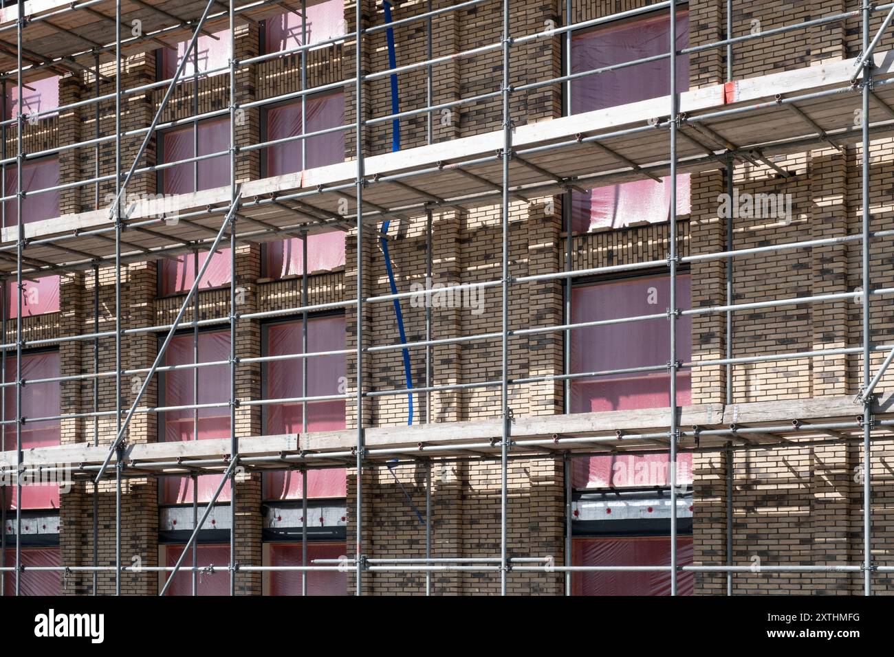 Safety scaffold scaffolding ladder hi-res stock photography and images ...