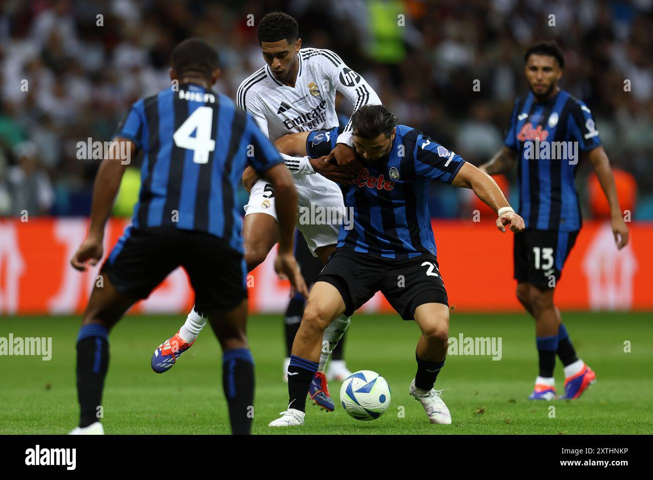 Jude Bellingham of Real Madrid and Sead Kolasinac of Atalanta during ...