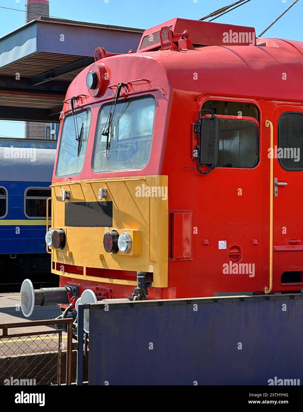 Front side of a commuter train Stock Photo - Alamy