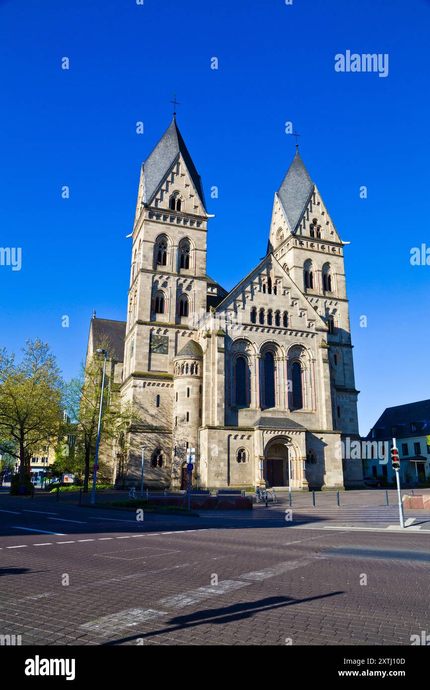Bonner münster hi-res stock photography and images - Alamy