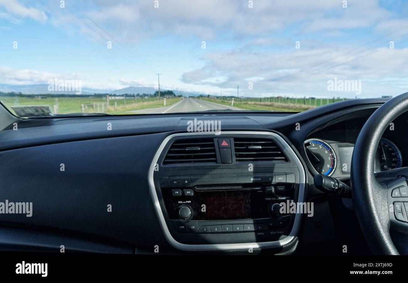 Right hand driven car interior hi-res stock photography and images - Alamy