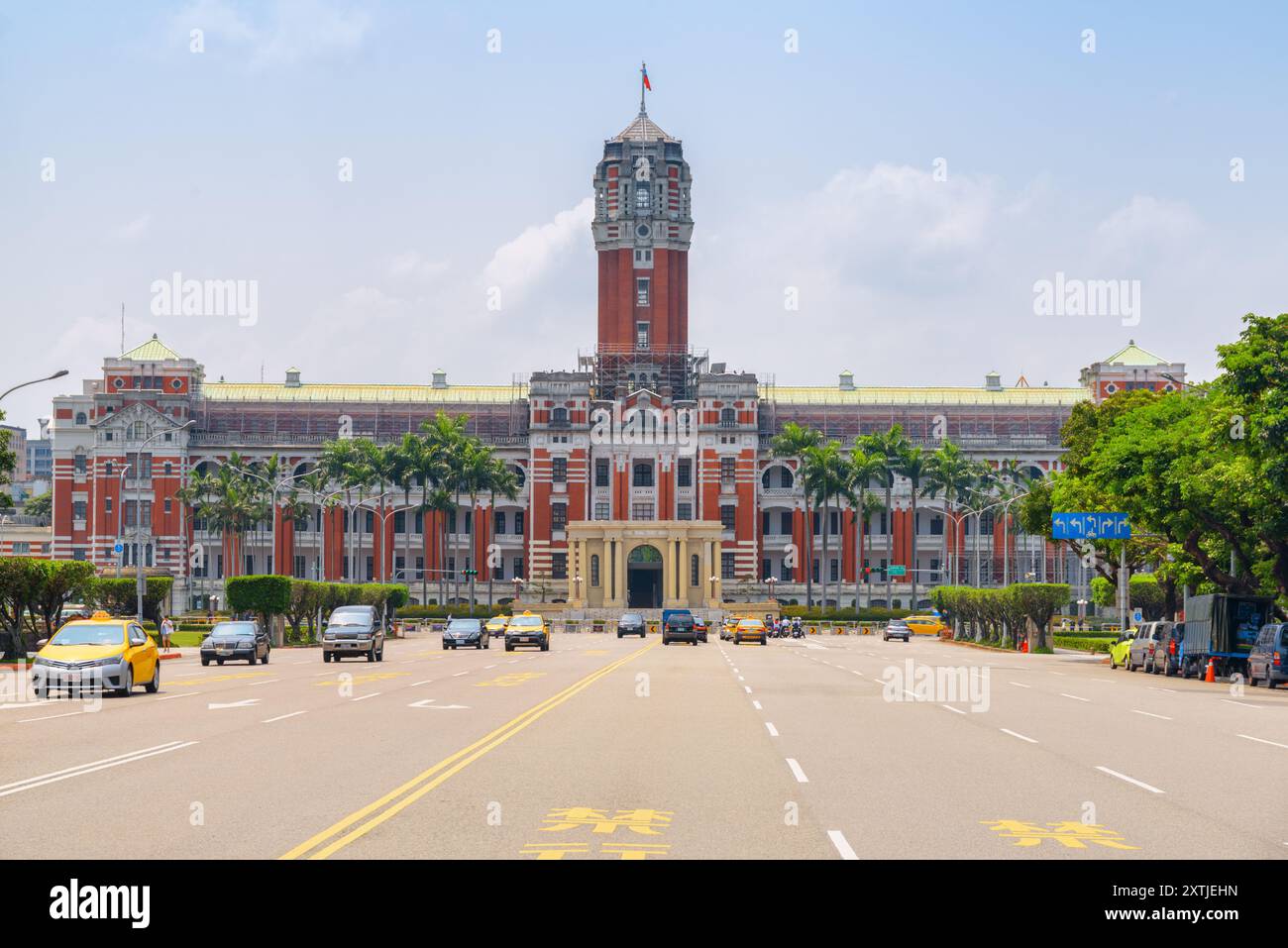 Presidential office building taipei taiwan hi-res stock photography and ...