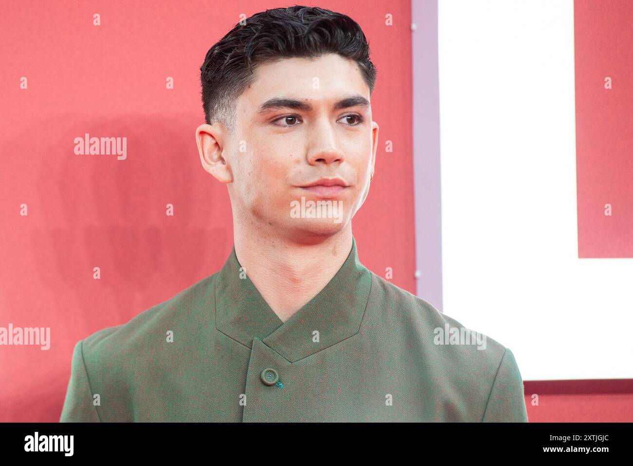 Cast member archie renaux hi-res stock photography and images - Alamy