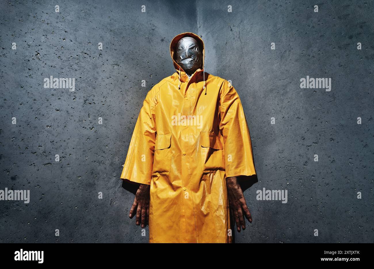 Hidden camera in room hi-res stock photography and images - Alamy