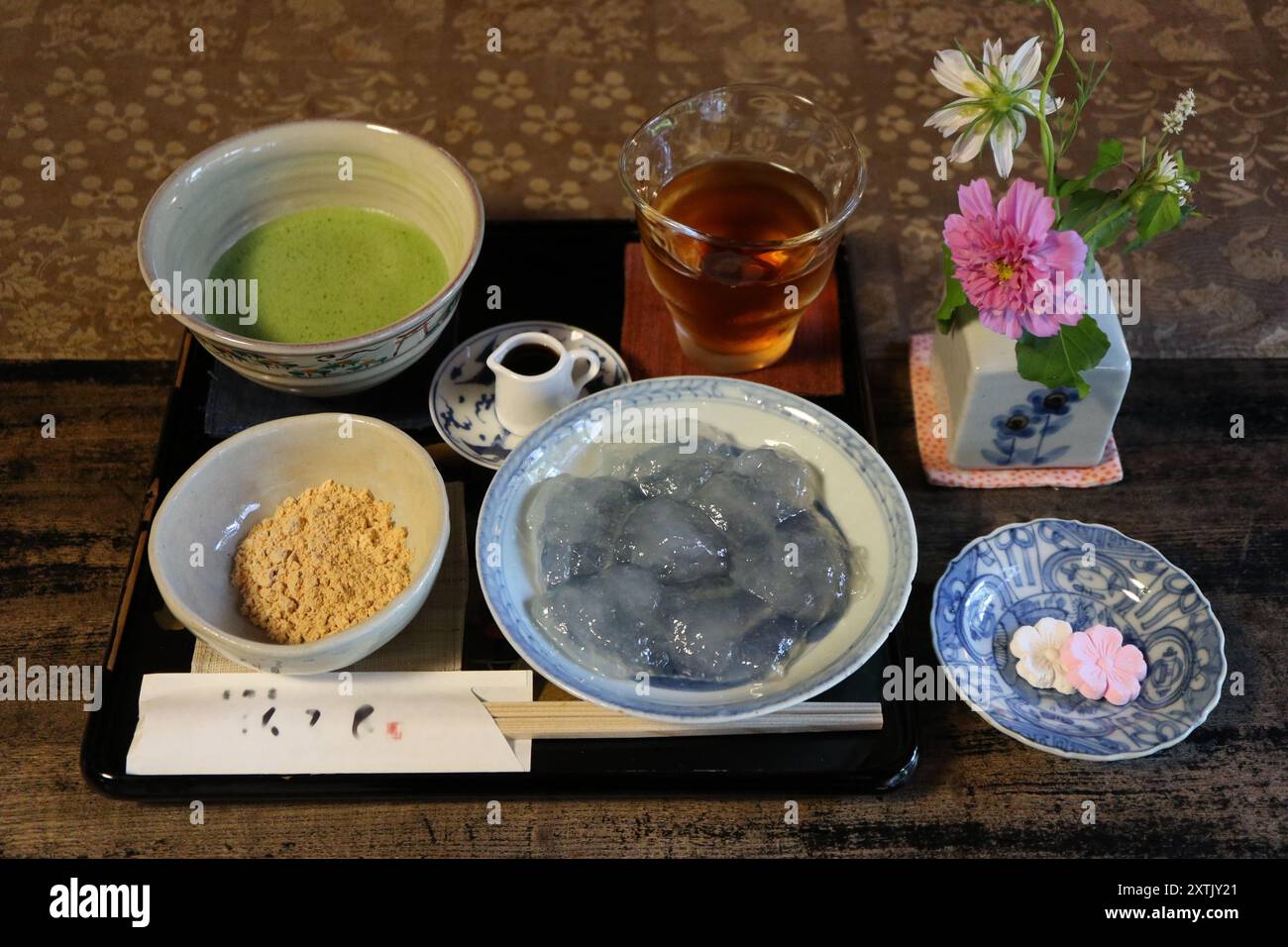 Matcha tea and kuzumochi (Japanese dessert) in Nara, Japan Stock Photo ...