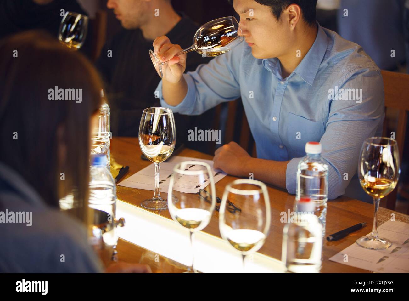 Sommelier skills hi-res stock photography and images - Alamy