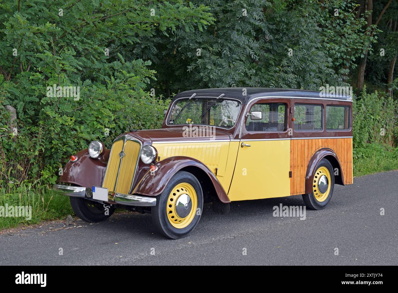 Ifa treffen hi-res stock photography and images - Alamy