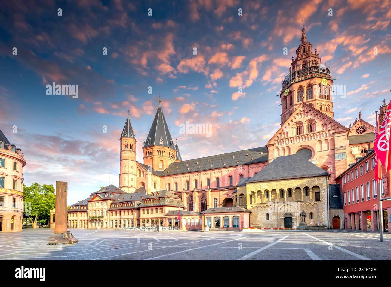 Mainz domplatz hi-res stock photography and images - Alamy