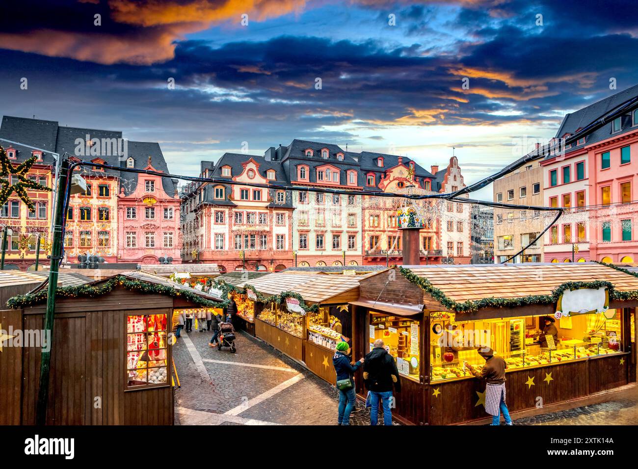 Market in mainz germany hi-res stock photography and images - Alamy