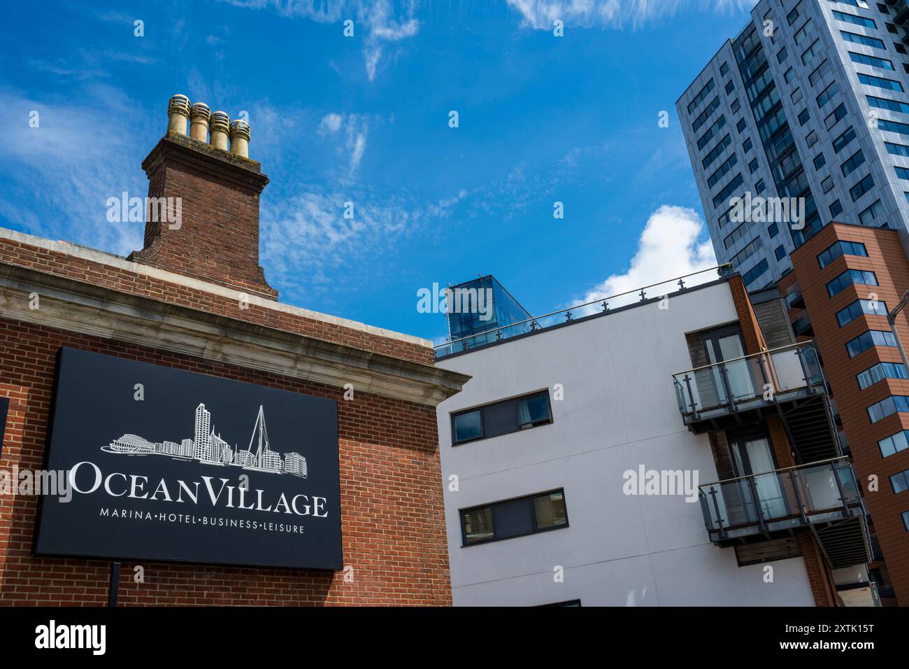 Ocean Village, Marina and Development, River Itchen, Southampton ...
