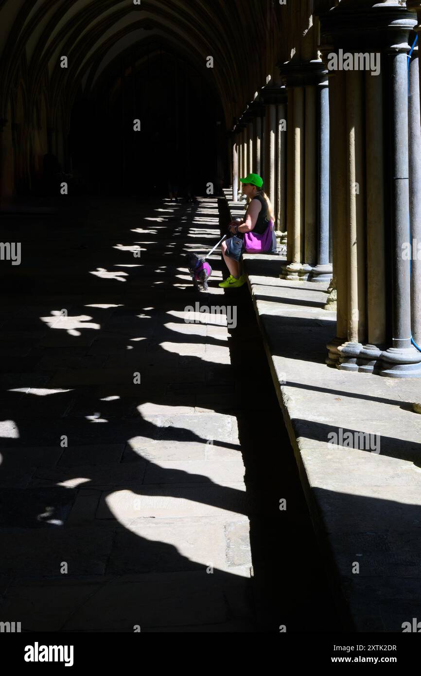 Tee shadows hi-res stock photography and images - Alamy