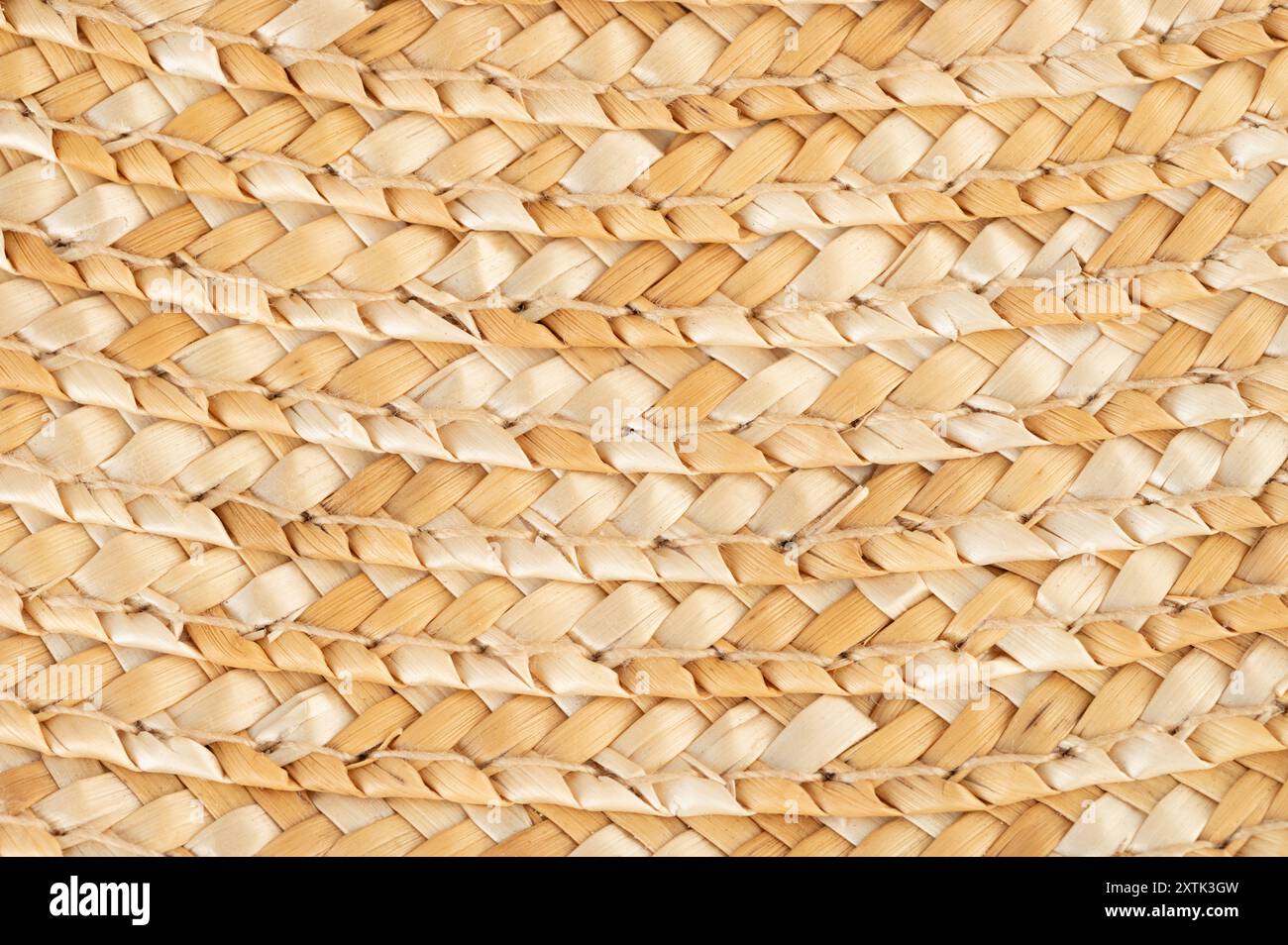 Knit straw brown yarn texture background close up view Stock Photo - Alamy
