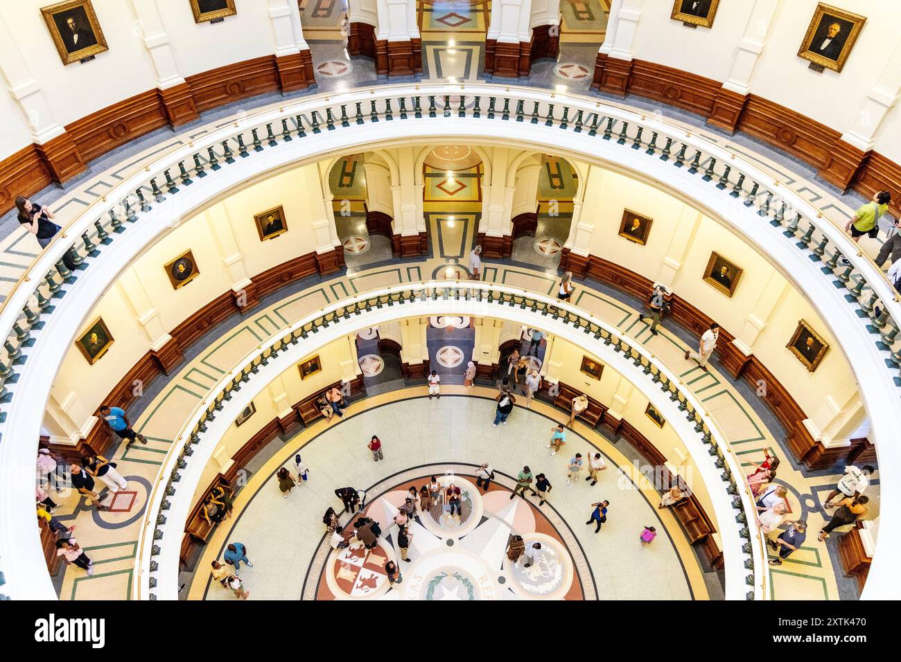 Texas state capitol building interior hi-res stock photography and ...