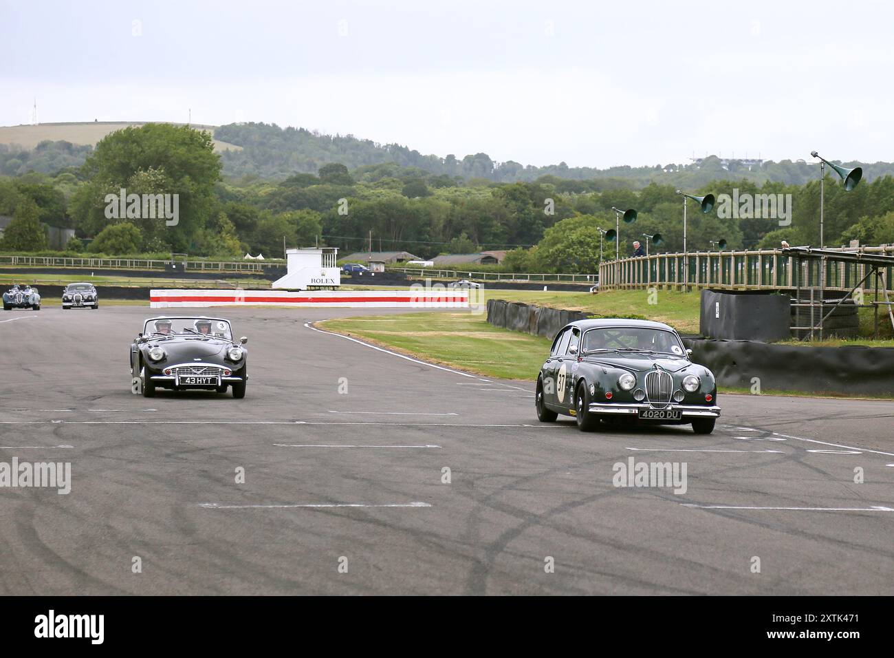 Daimler SP250 Dart (1964) and Jaguar Mk2 3.8 (1960), Mike Hawthorn ...