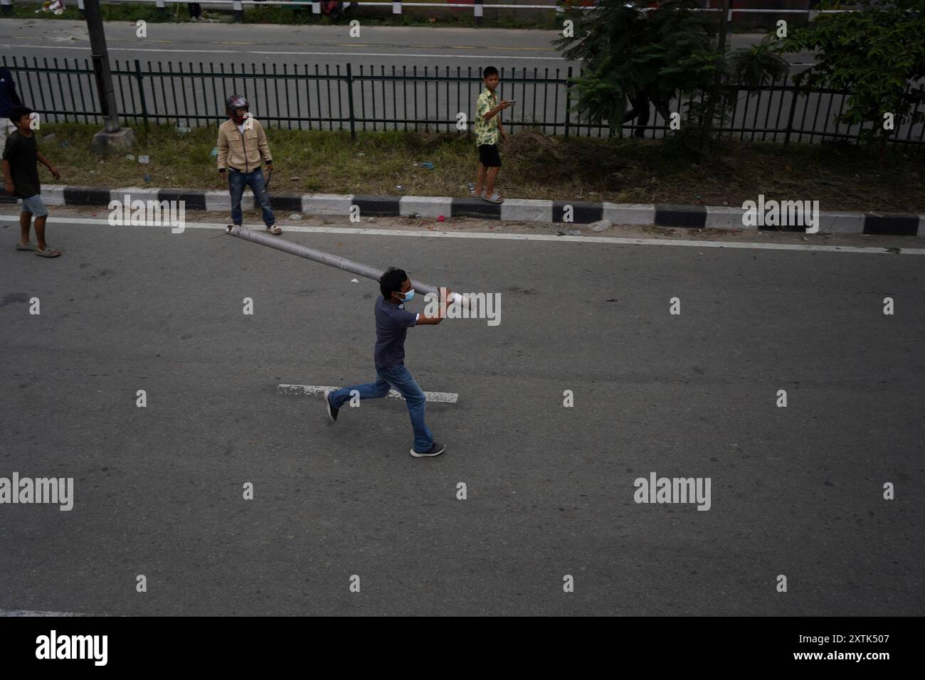 Kathmandu, Kathmandu, Nepal. 15th Aug, 2024. Agitators pelt stone on ...